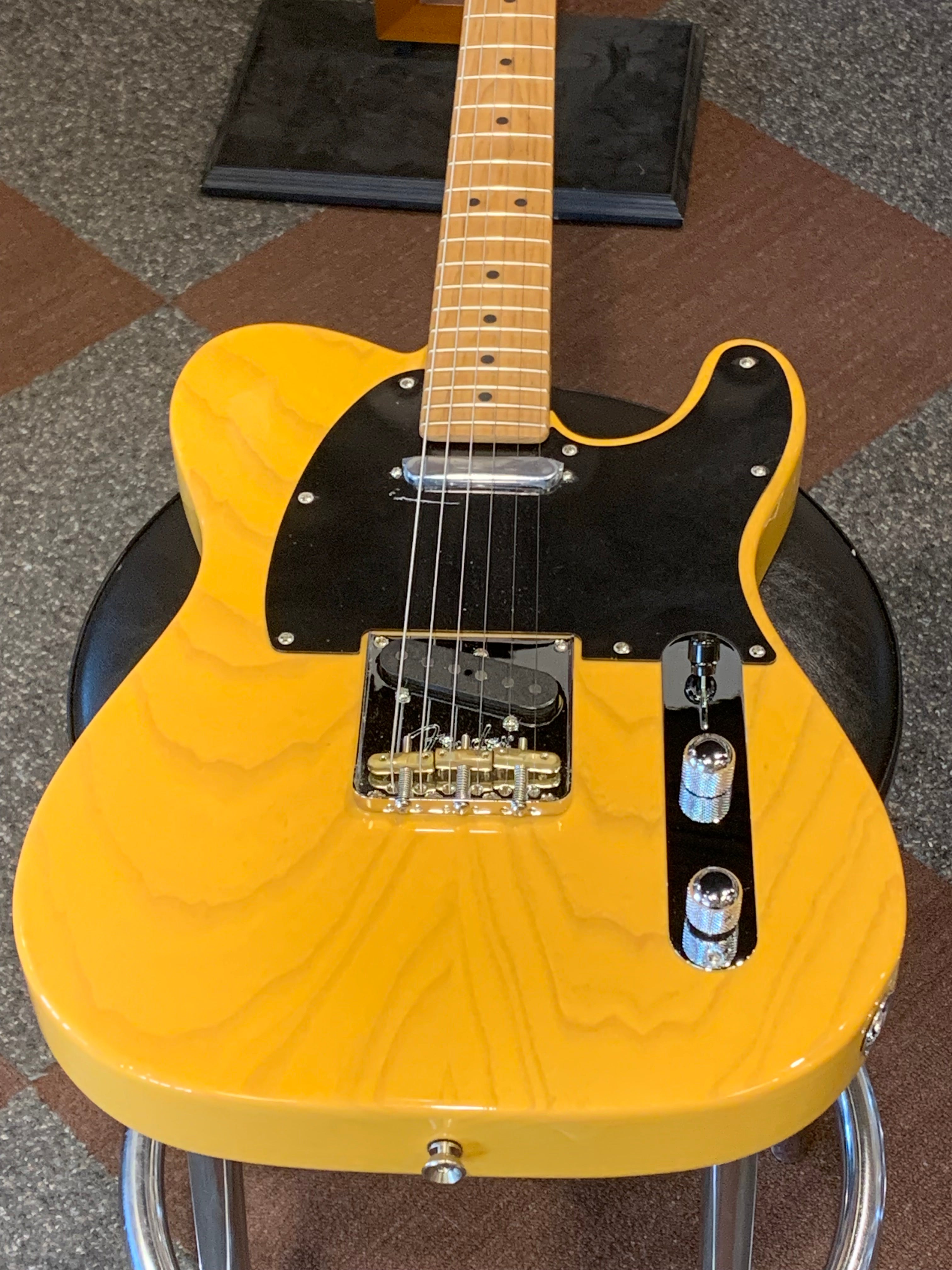Fender American Professional II Telecaster®, Roasted Maple Fingerboard